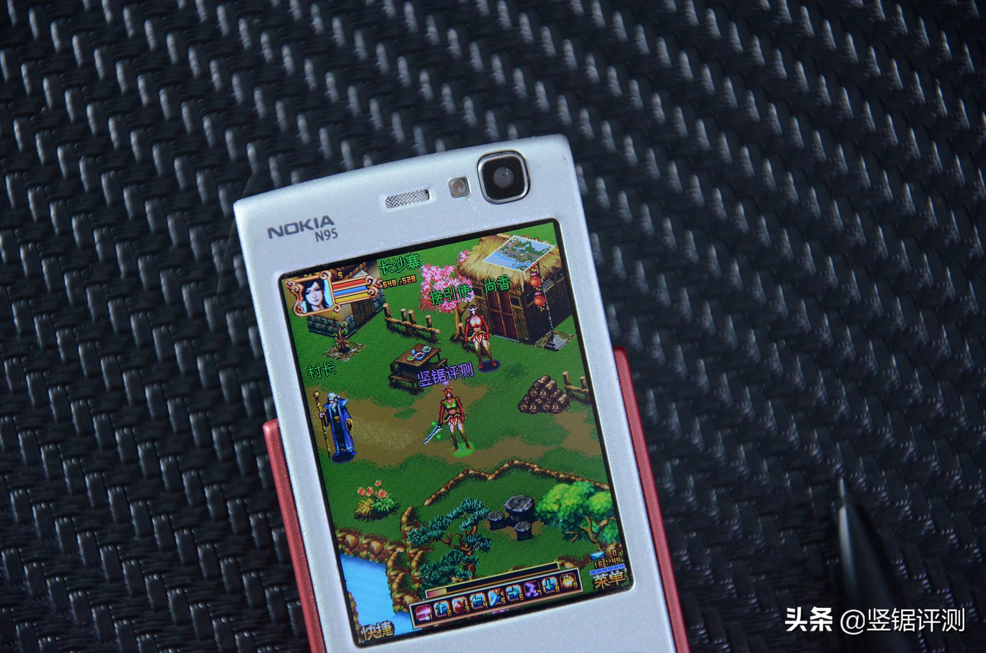 Experience the JAVA online game in the 2G era with Nokia N95, can it ...