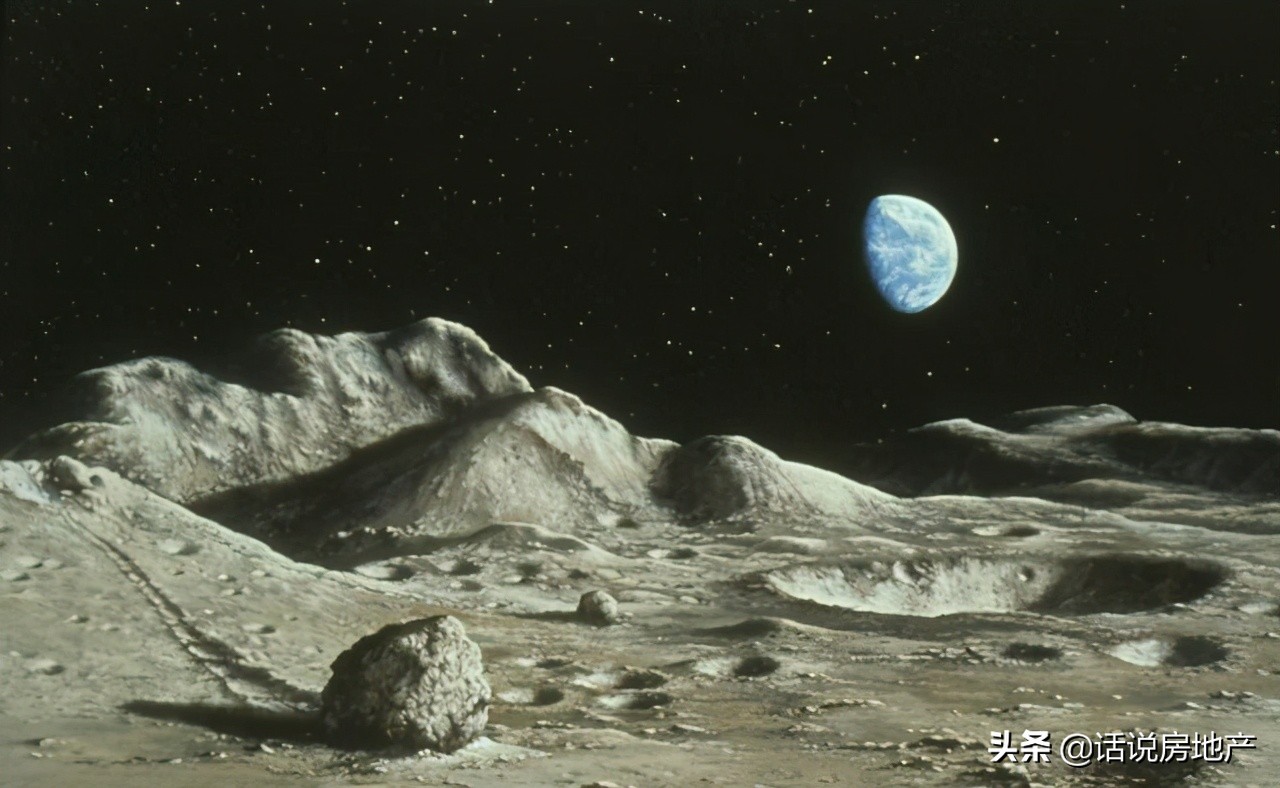 The distance from the earth to the moon, 384,000 kilometers (the moon ...