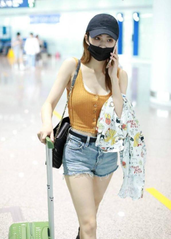 How good is Xu Lu's figure?Zhang Mingen regretted seeing such small clothes. - iNEWS