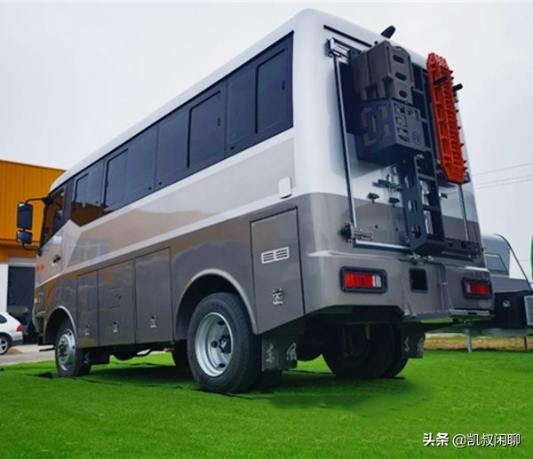 The price of Dongfeng National Six-emission four-wheel drive off-road ...