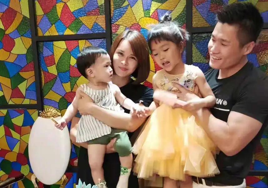 "Olympic God" Lv Xiaojun: Loved his wife for 10 years and married for 8 ...