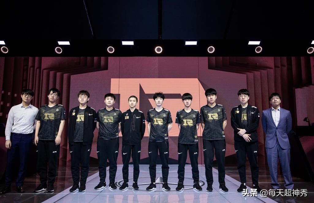 The first lineup of LPL's final week is on the shelves, Doinb becomes ...