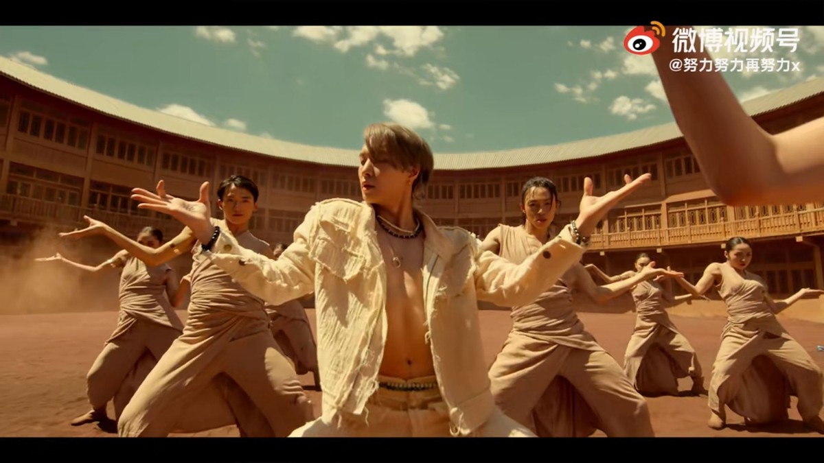 Zhang Yixing's new album-"East"-Concentrating on the east of the world ...