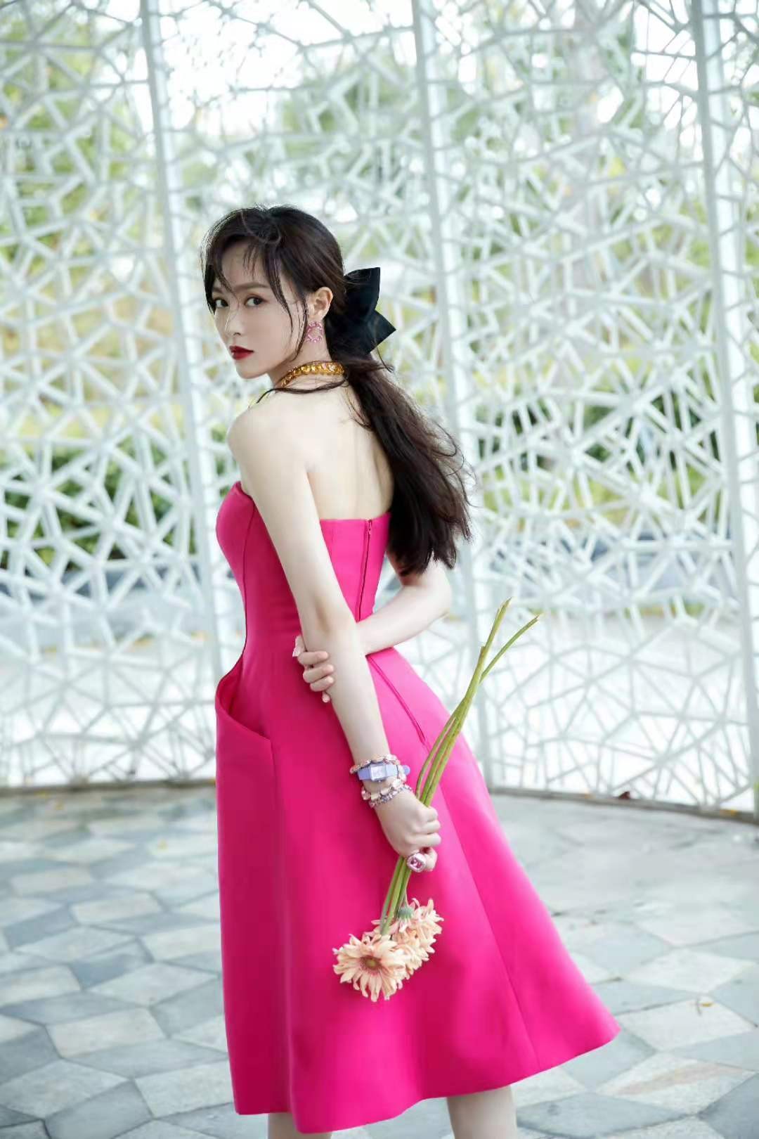 Tang Yan was spoiled by Luo Jin as a little princess!Nearly 40, she ...