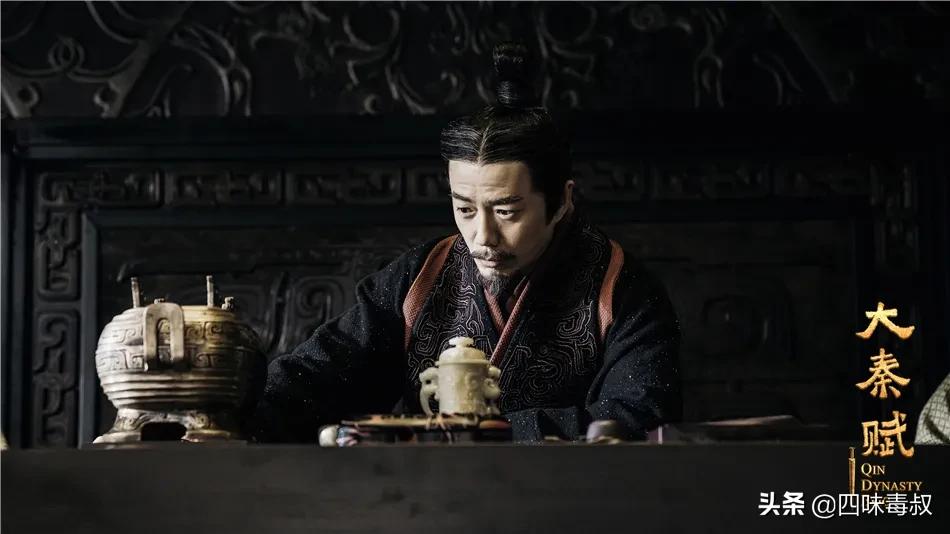 Tan Fei vs. Zhang Luyi: Together with warm actors, the roles they ...