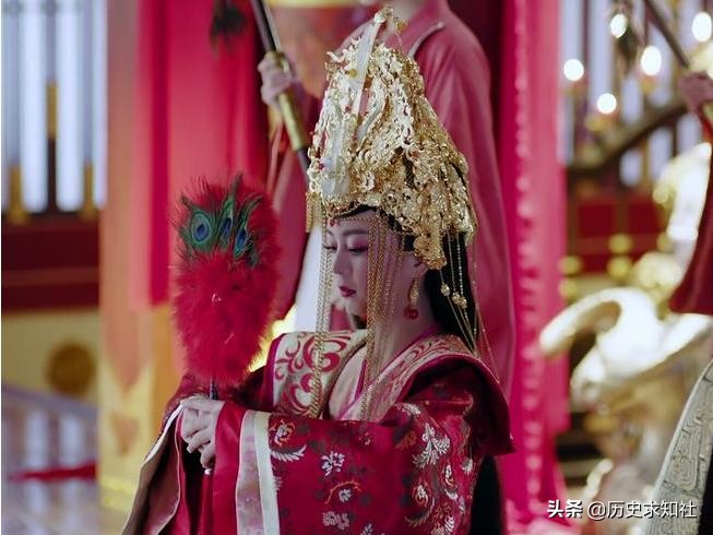 These three women named Lihua, one eternal queen, one subjugated ...