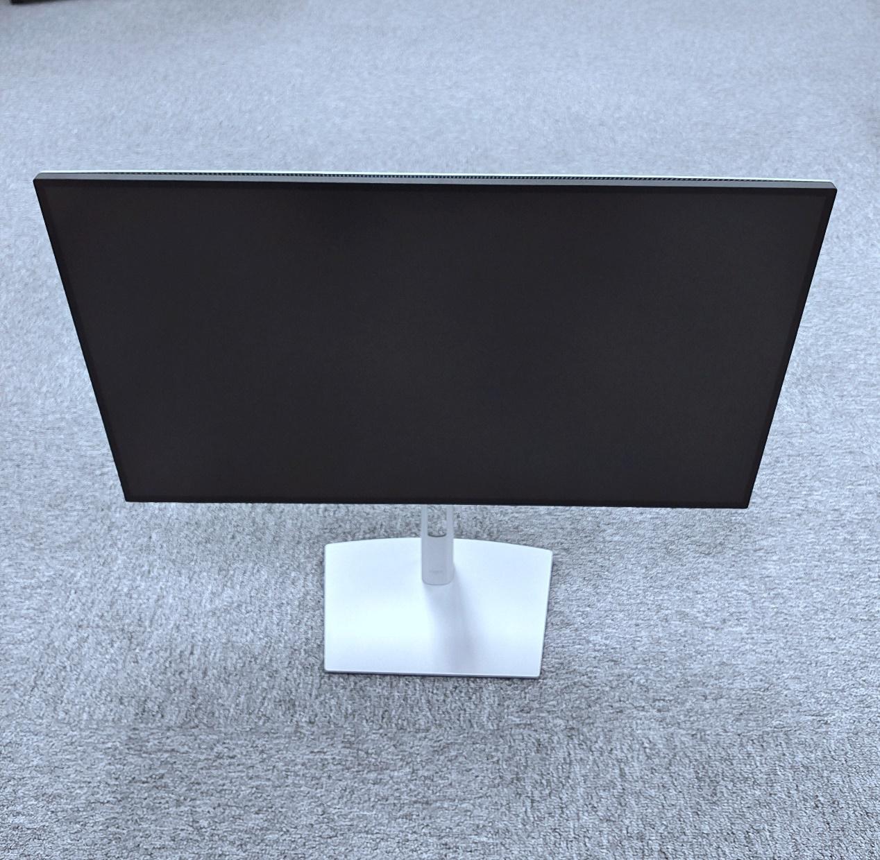 Dell U2722DE monitor first experience (with simple comparison U2720QM ...