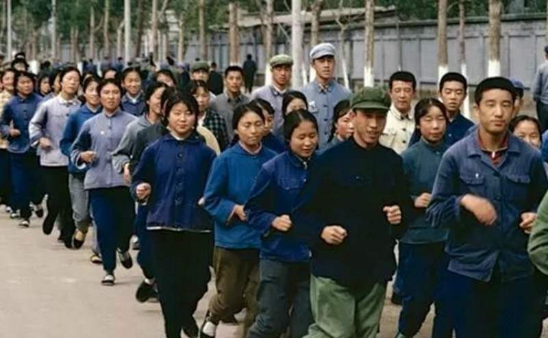 "Tattered clothes" reveals flesh and skin, discounting our aesthetics ...