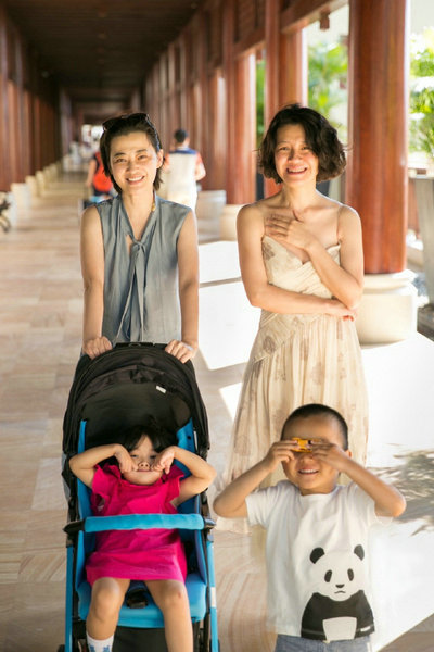 Liu Lin posted old photos for Mei Ting's birthday, "Parents Love ...