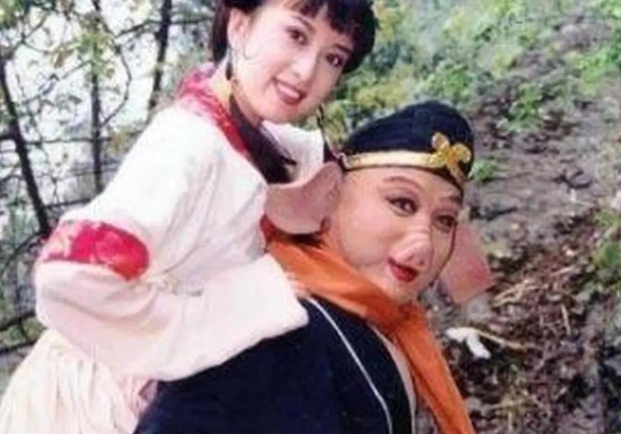"Pig Bajie" Ma Dehua: Reality finally married "Chang'e", 48 years of ...