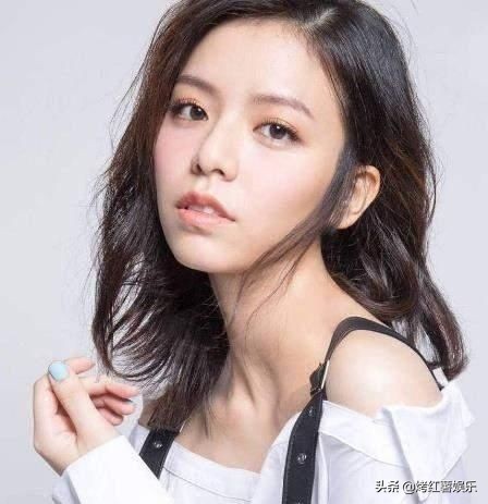 After leaving Shen Teng, she was beaten back to her original form ...