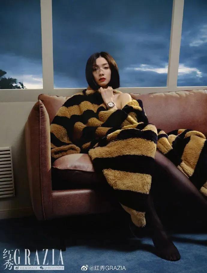 Sexy beauty Wan Qian - iNEWS