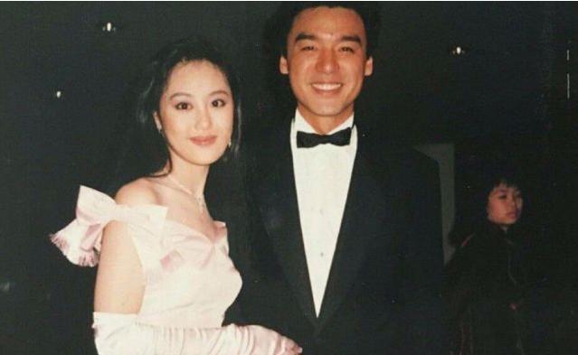 Xiao Hui, the rich and honorable person in the world, was splashed with ...