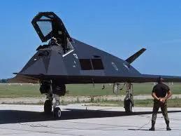 The world's first stealth fighter F117, why did it go back and forth ...