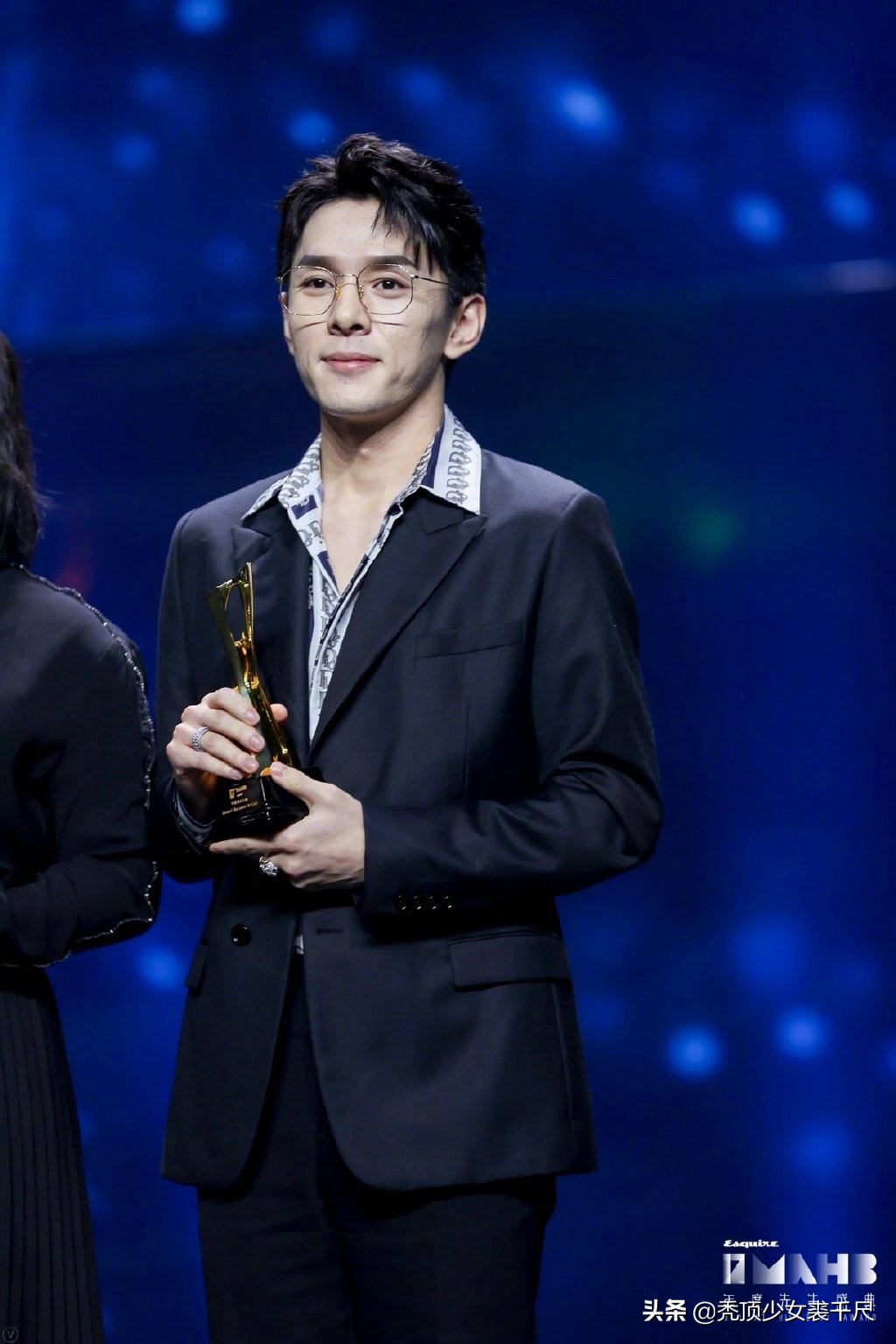 Deliberately avoiding suspicion? Li Jiaqi and the assistant attended ...