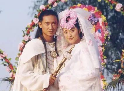 "Water Moon Cave Sky" Yin Tianxue × Tong Zhan × Crescent, can love be ...