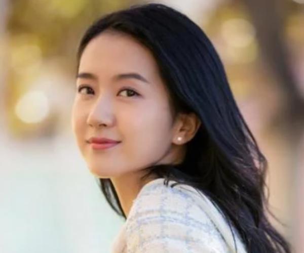 Xu Lingyue is too temperamental in "Northern Ruins". Looking at her ...