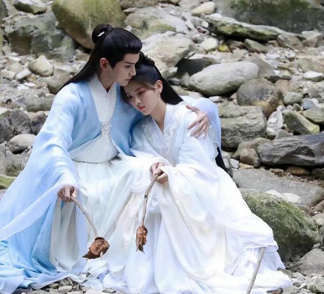 After the re-purple, Xu Zhengxi launched another new drama. The heroine is not Ju Jingyi from ...