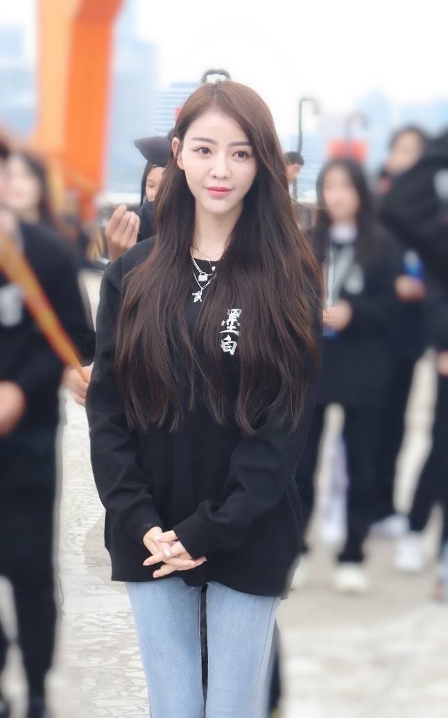 The web drama "Mo Bai" starts up, the drama master Zhang Xueying, the ...