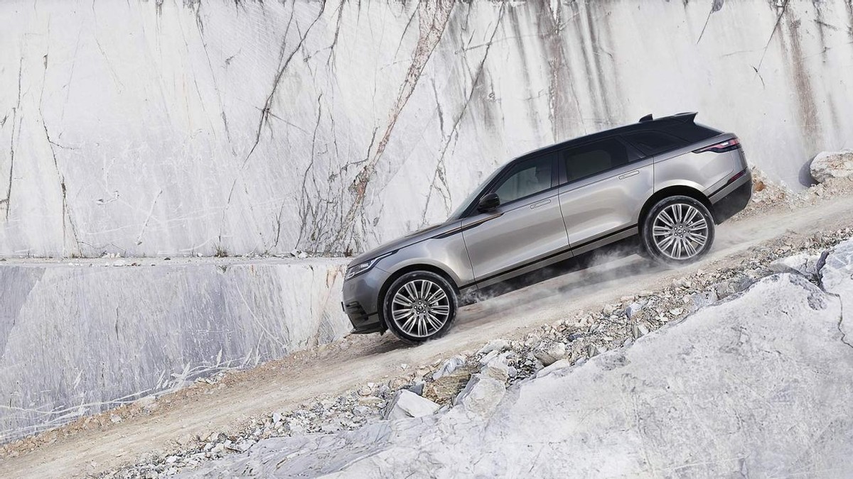Minimalist design aesthetics, the new Land Rover Range Rover Star ...
