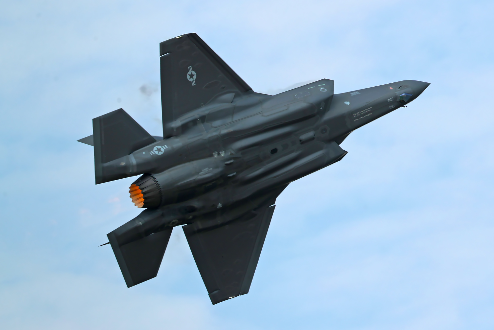 The U.S. F35 fighter jet can deliver nuclear bombs. The fifth ...