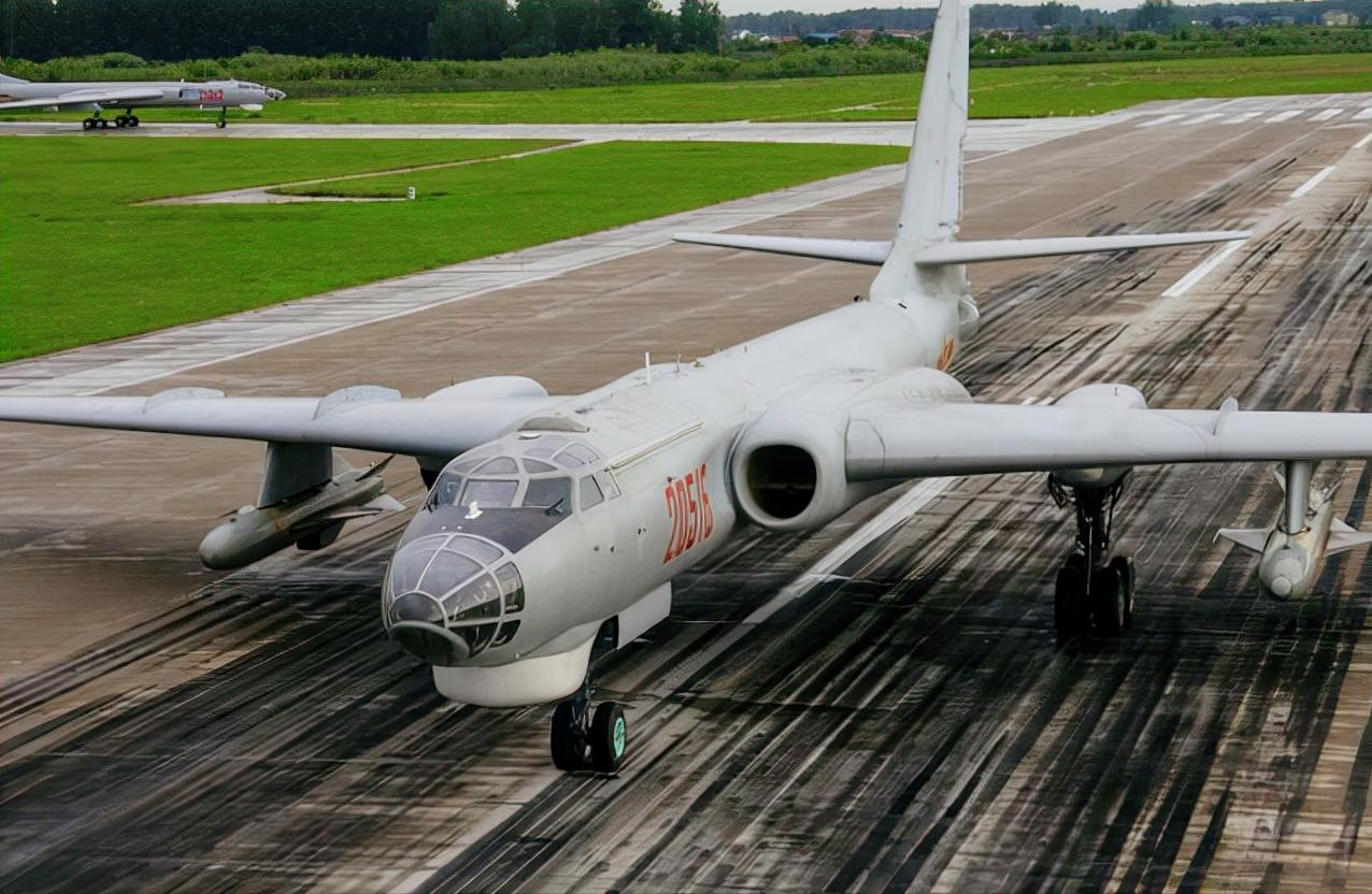 With just one "machine" power, the Chinese bomber has evolved for three ...