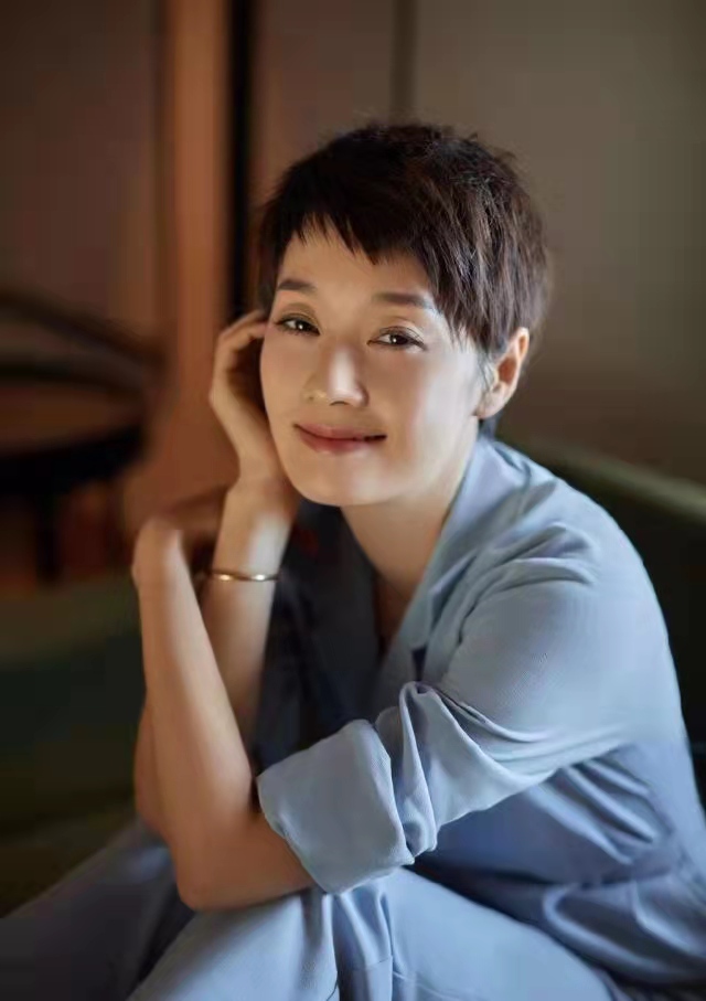 Ma Yili wore tens of millions of emerald suits and participated in the ...