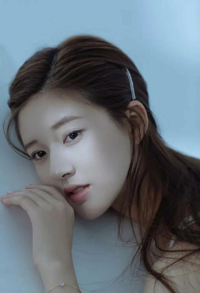 Zhao Lusi, young actor, pure and lovely - iNEWS