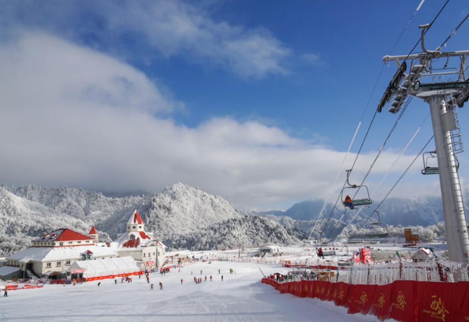 Chengdu people's "popular" ski resort: more than one hundred yuan to ...