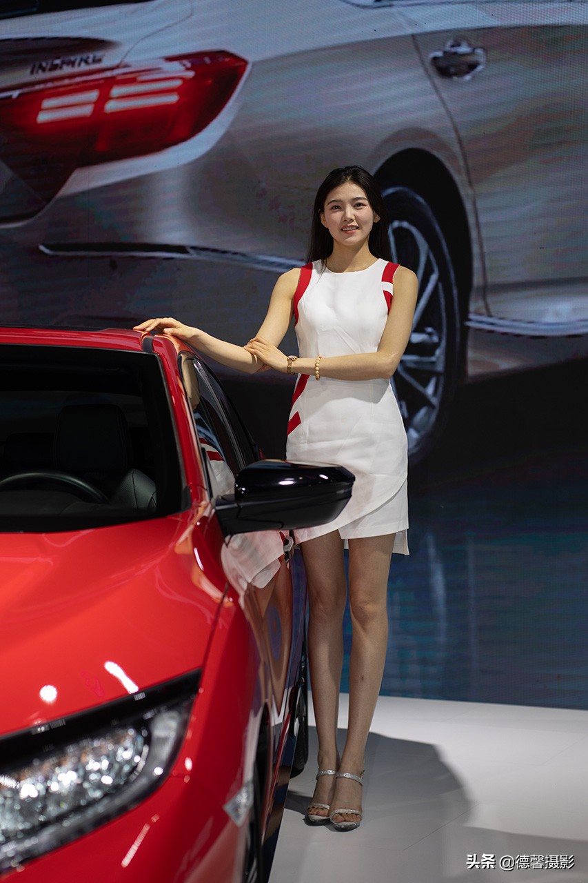 Beautiful car models are naturally beautiful (8) - iNEWS