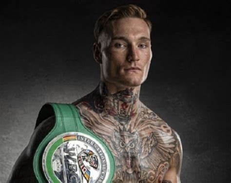 Today, the first world boxing champion was born in the eighteenth level ...