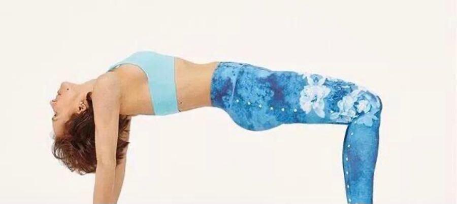 Li Ruoxi is 20 years, 54 years old and has perfectly equivalent line ...