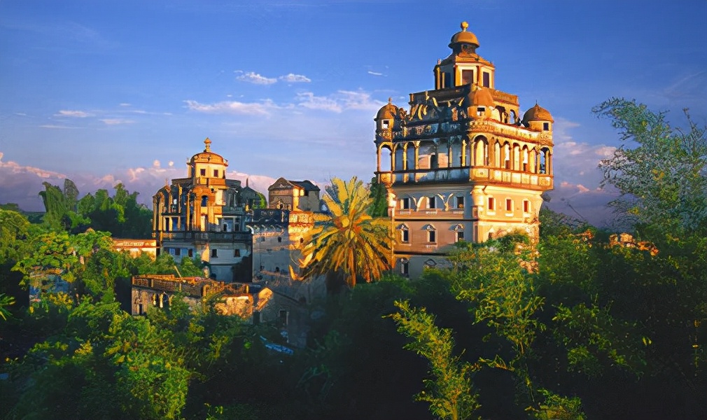 Kaiping Diaolou: a vernacular architecture combining Chinese and ...