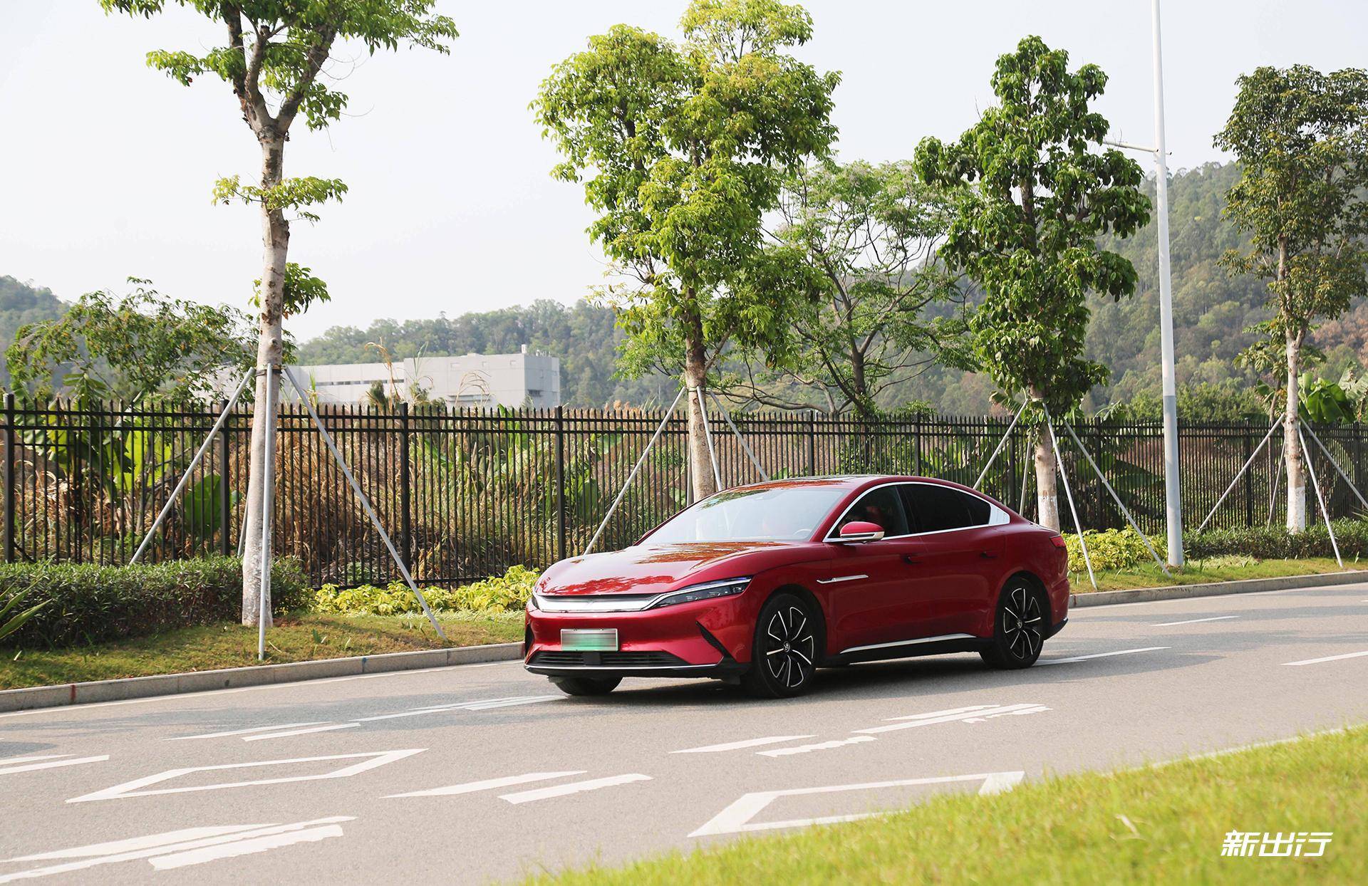 Can "let it go"?BYD Han EV automatic parking system experience report ...