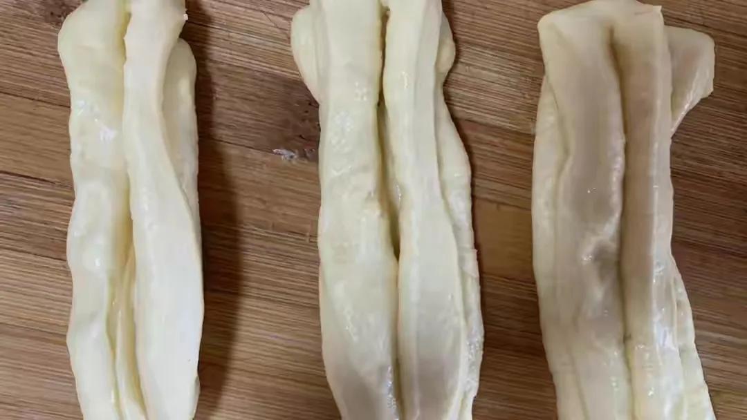 Teach you to fry crispy and fluffy dough sticks - iNEWS