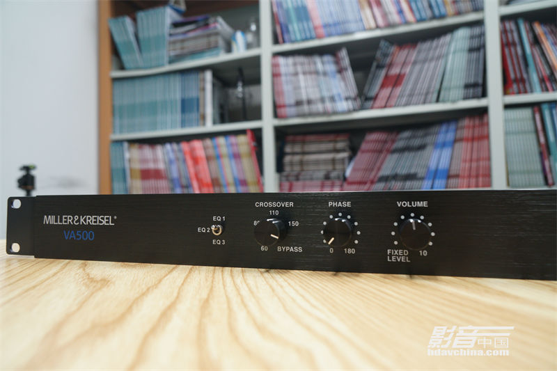 Miller & Kreisel C15S subwoofer / VA500 power amplifier focuses on ...