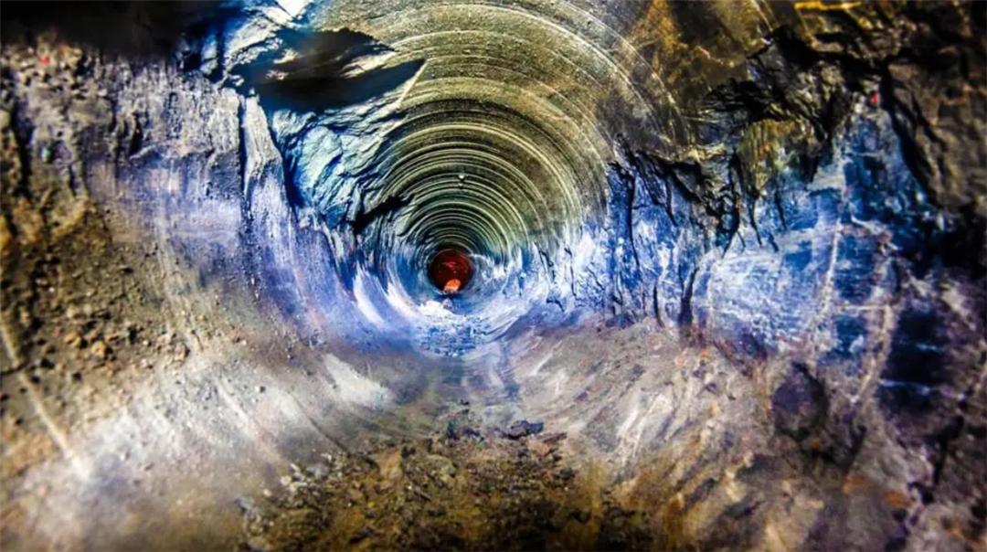The Soviet Union dug a 10,000-meter deep hole in the earth. What did it ...