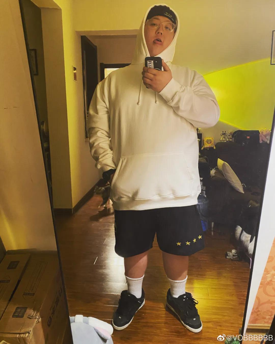 VOB's first solo album, is it worthy of his title of "the leader of the ...