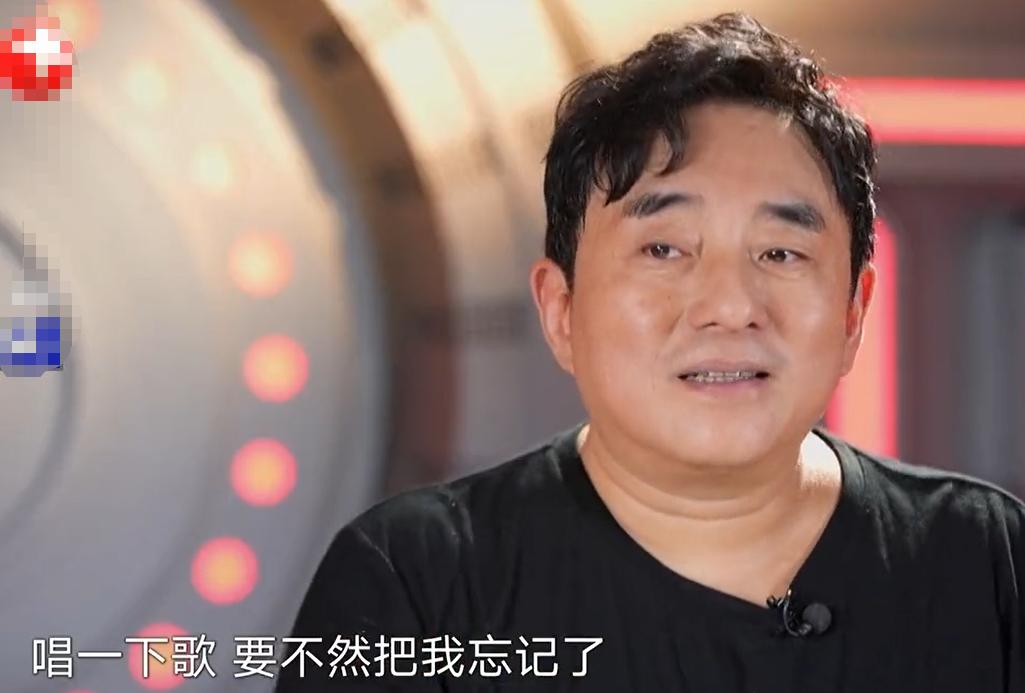 57-year-old Lu Fang came back after becoming a father, and had been in ...