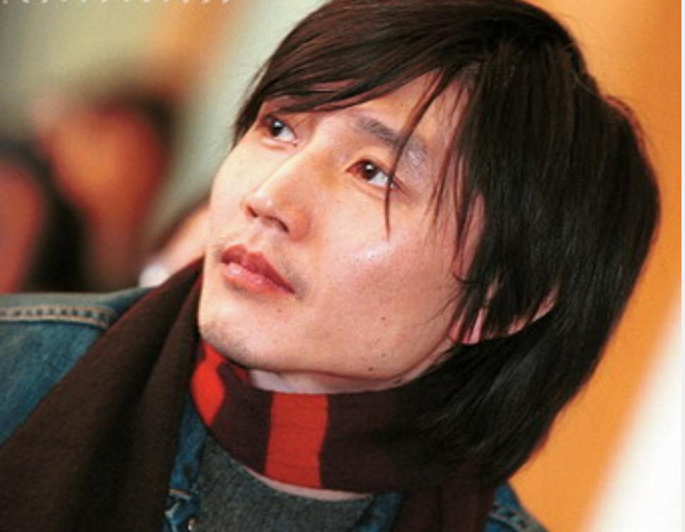 He married Dou Ying, loved Xu Jinglei, lost Gao Yuanyuan and Karen Mok ...