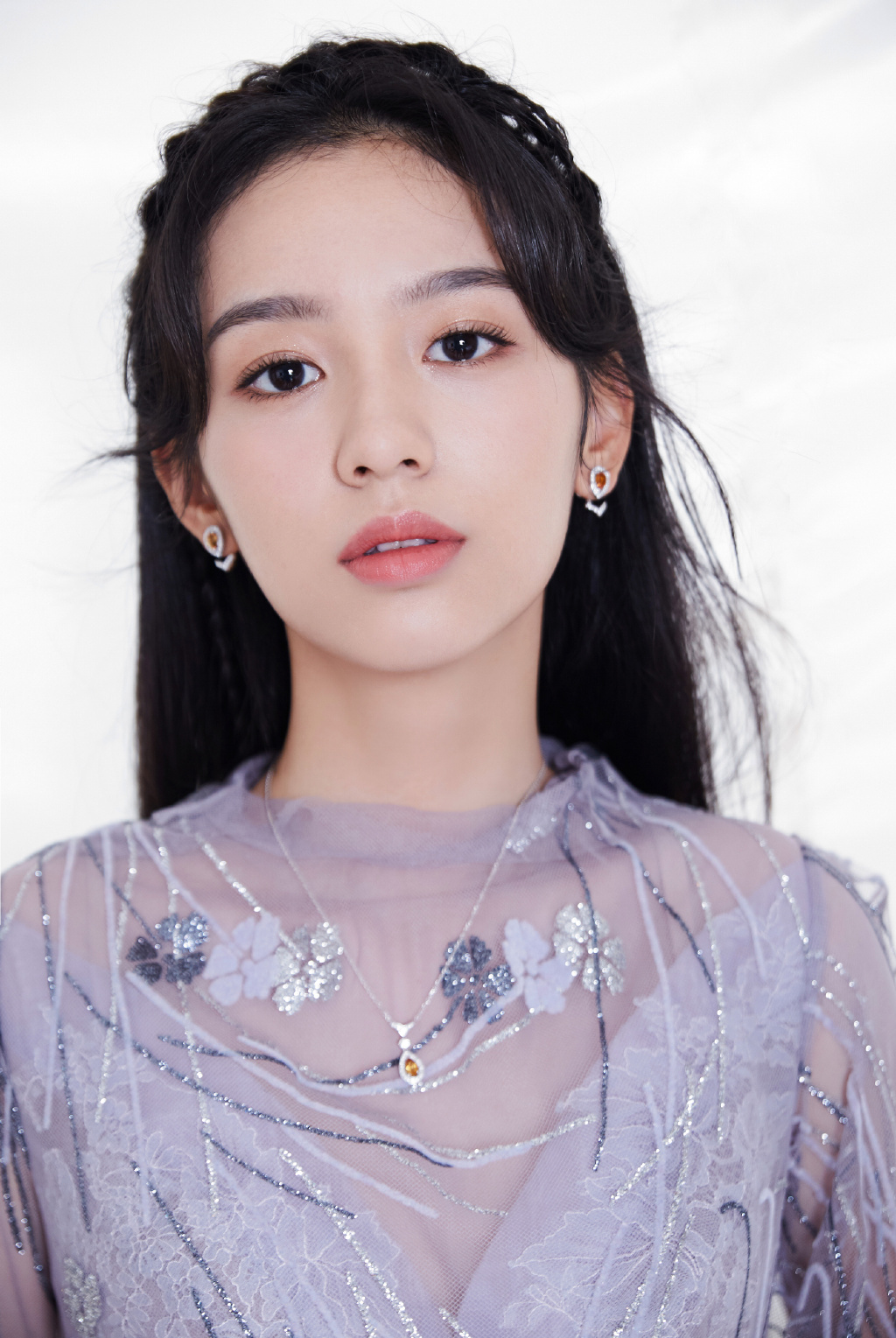 Melon: Wang Junkai, Yin Zheng, Duan Yihong, Zhang Translated by Tong ...