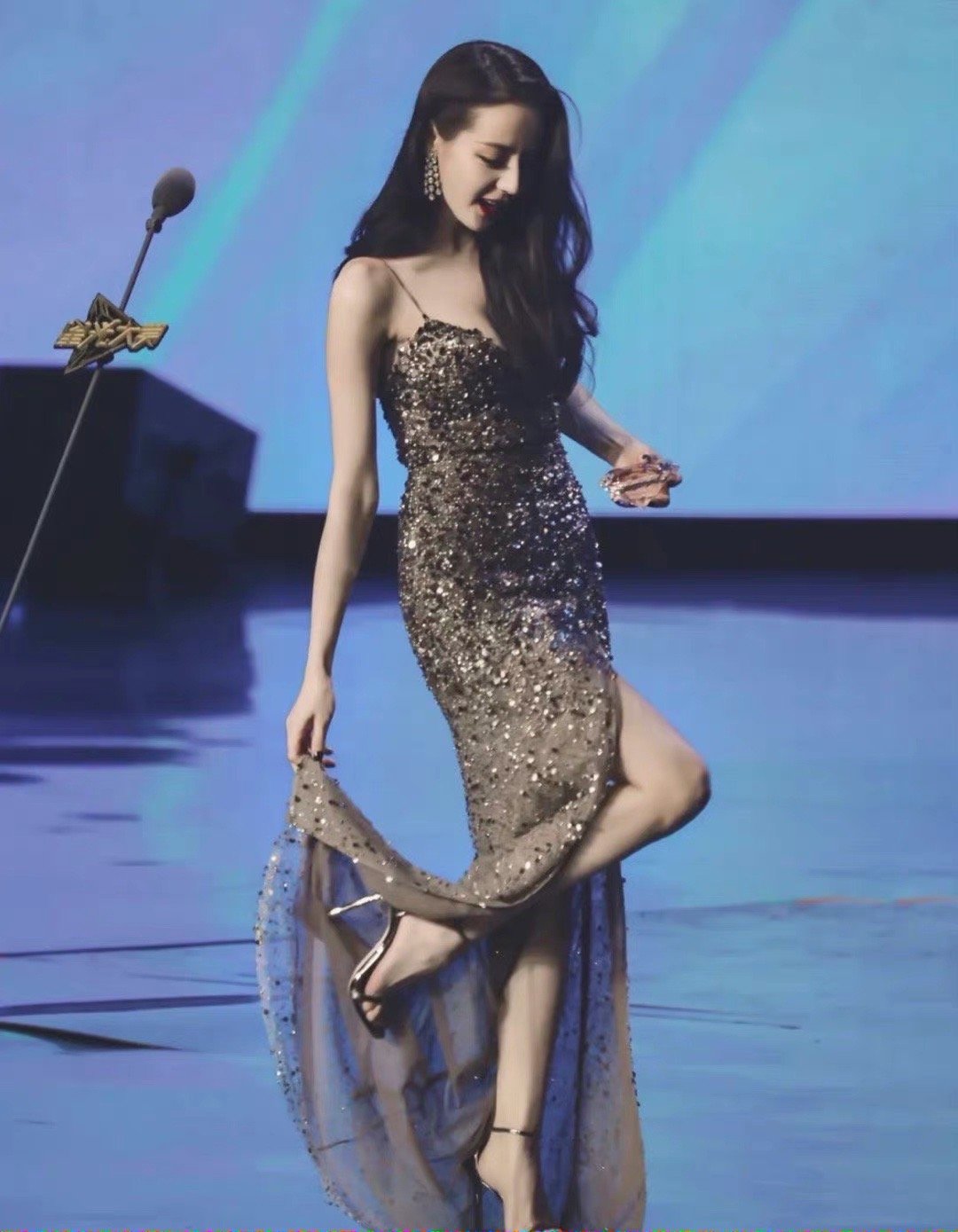 Di Lieba's red costume style, Bai Fengjiu, Lie Ruge, Fox Demon Little ...