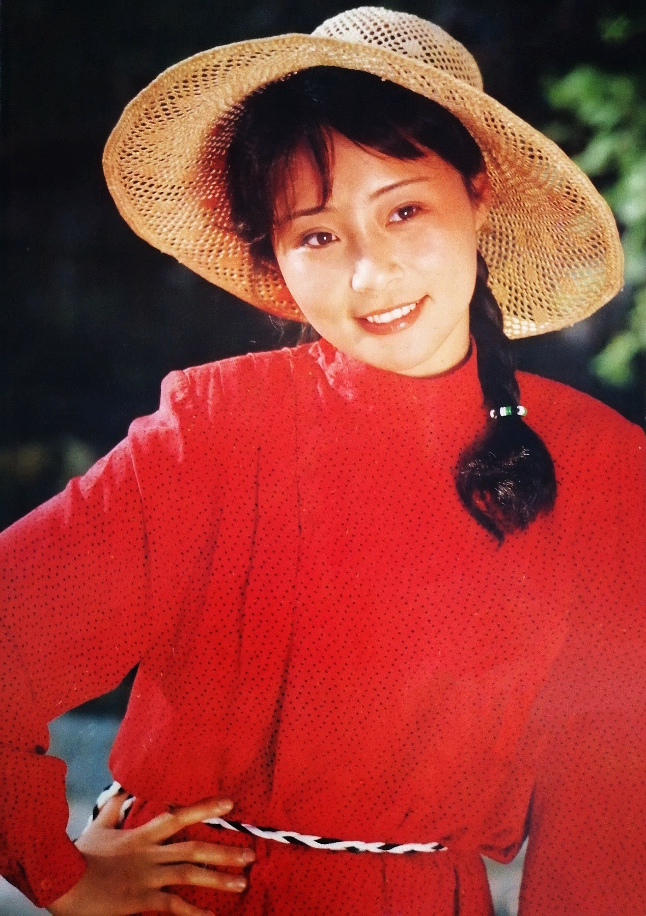 Remember Tian Li, the beautiful female doctor in "Long"?Smile like a ...