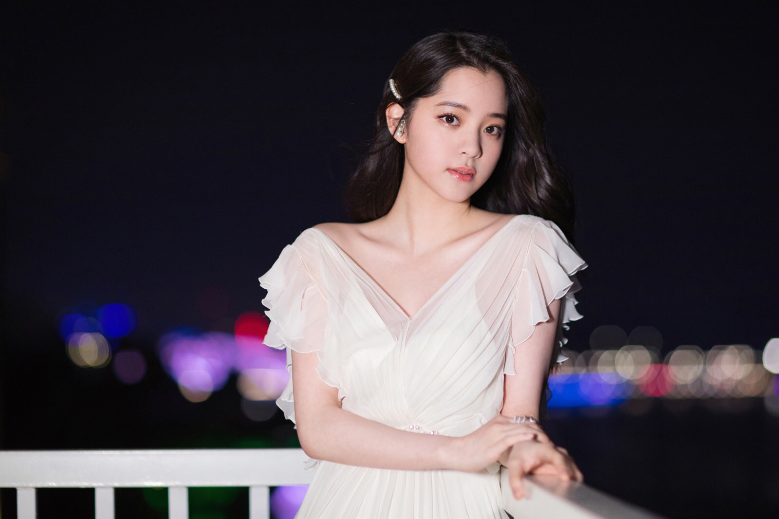 Entertainment Comments: Tang Yan, Hu Xianxu, Ouyang Nana, Yu Shuxin ...