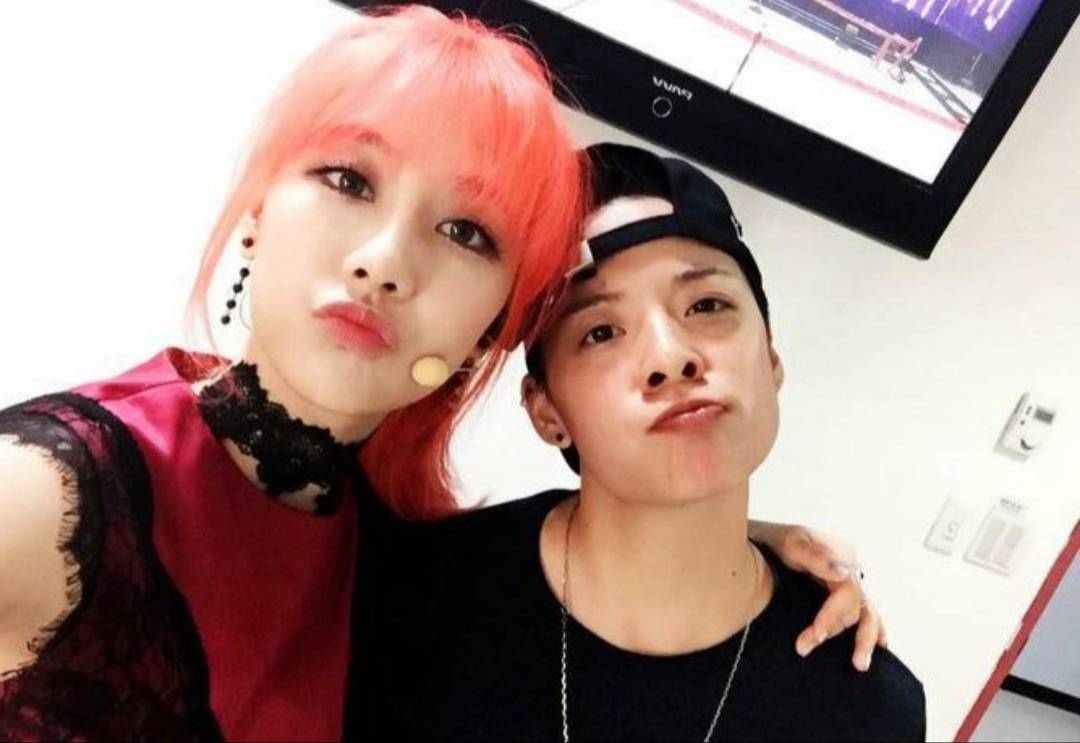 Meng Jia Wang Yu Amber reunited unique Song Wei, the four-person career ...