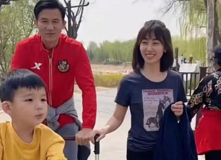 She is known as "the first beauty of the Hui nationality". She once ...