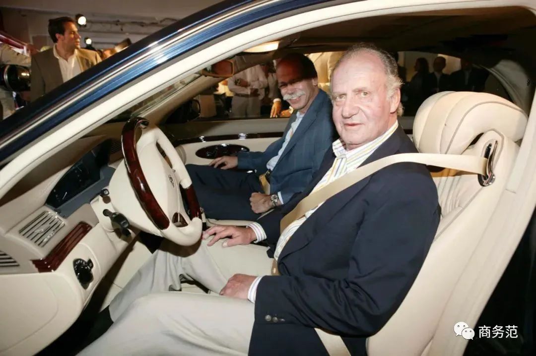 The world's richest people are buying, buying and buying, and Rolls ...