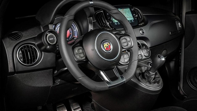 Pocket sports car!Fiat Abate F595 debuts with a top speed of 218 km/h ...