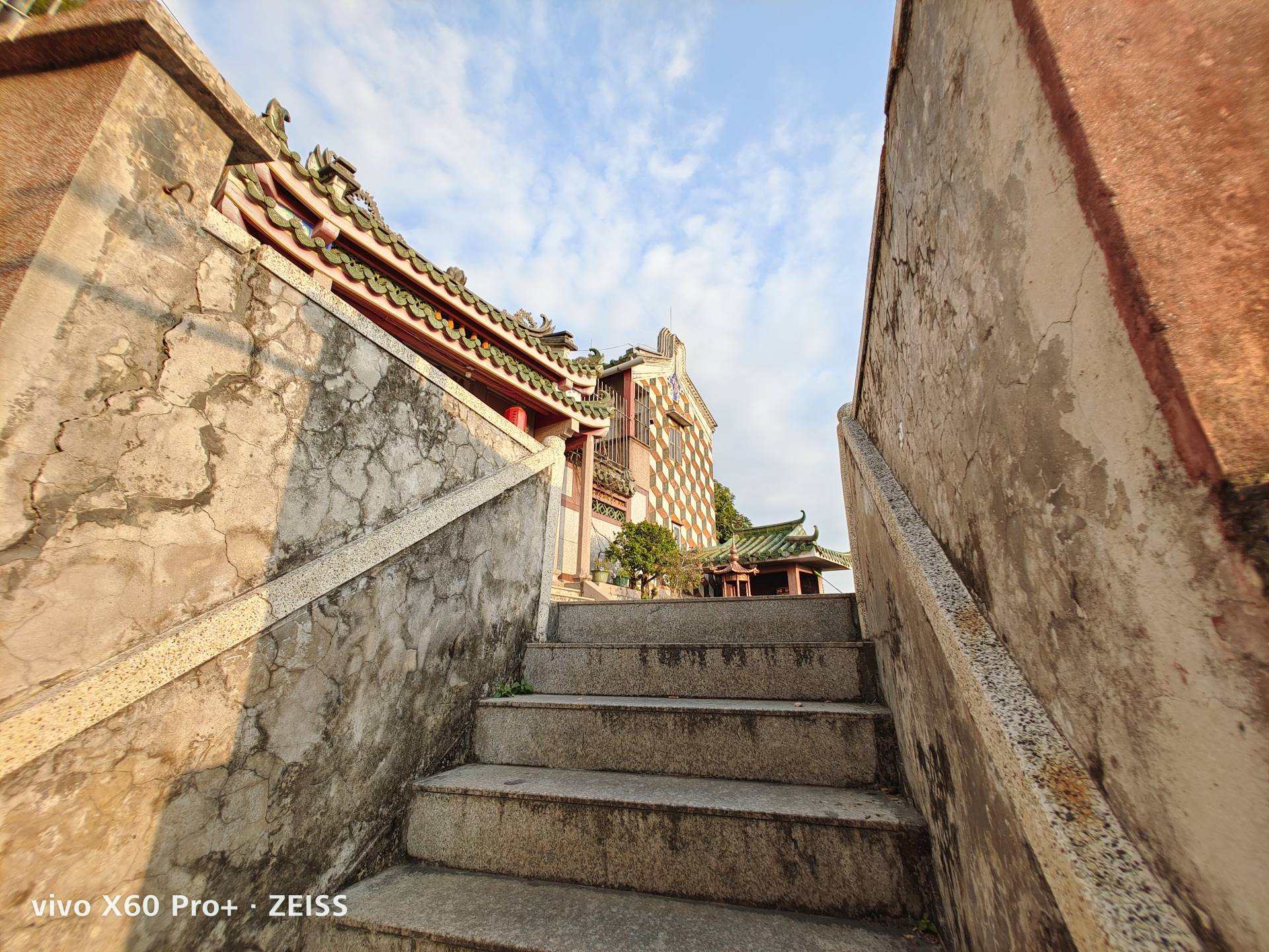 Vivo Zeiss and Huawei Leica are in the middle of the door, who can gain ...