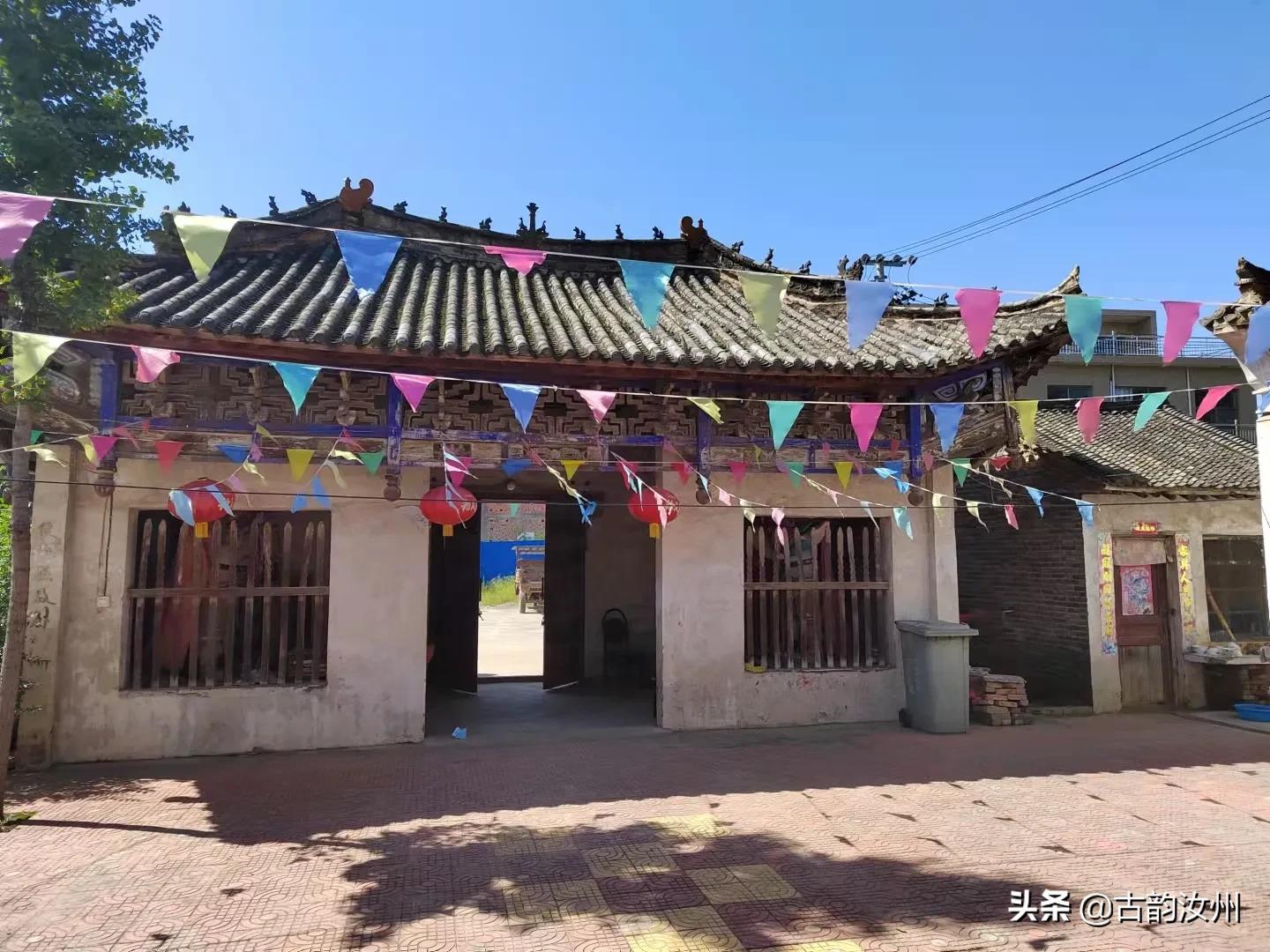"Ruzhou Visits the Ancients"-"Past and Present" in Zhongyue Temple on ...